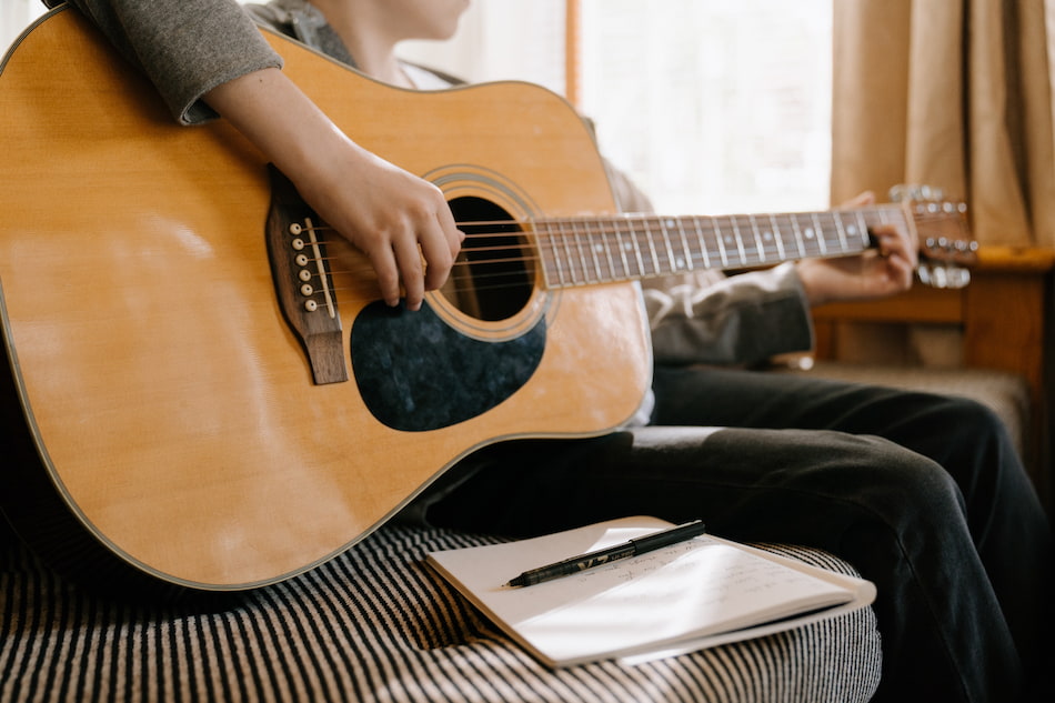 101 Songwriting Prompts Quick Ideas For Writing Hit Songs Improve 101 Songwriting Prompts Quick Ideas For Writing Hit Songs Improve